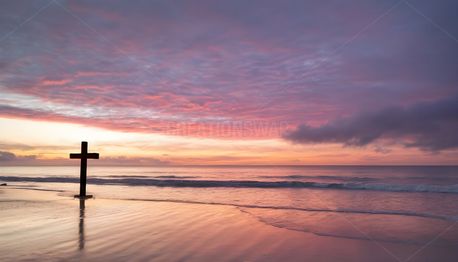 Media - Single Cross on a Beach | CreationSwap